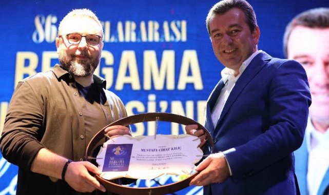 Mustafa Cihat Kılıç Bergama'yı mest etti - Magazin - www.turkiyehaberim ...